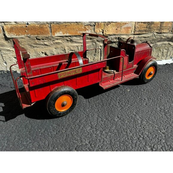 Structo | Toys | Antique 93s Structo Fire Engine Pumper Truck Pressed ...